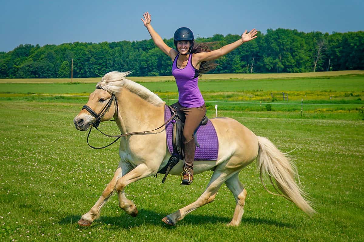 Alyssa Matthews: Quiero Montar todas las razas de caballos del mundo ...